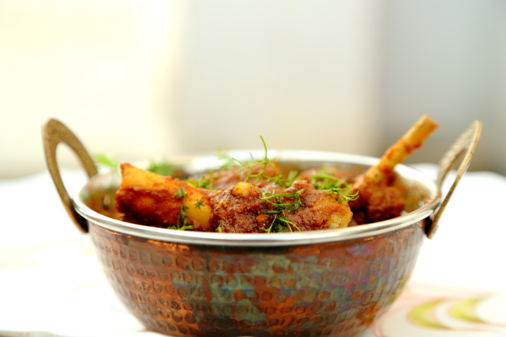 A Simple Aromatic Curry - From Scratch!